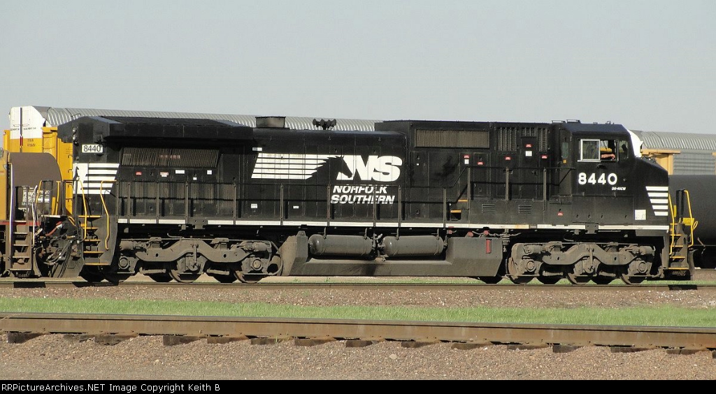 NS 8440